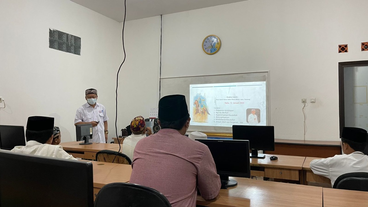 Mengaktualisasikan program EMAS (Edukasi Mutu Adaptif Santri ...